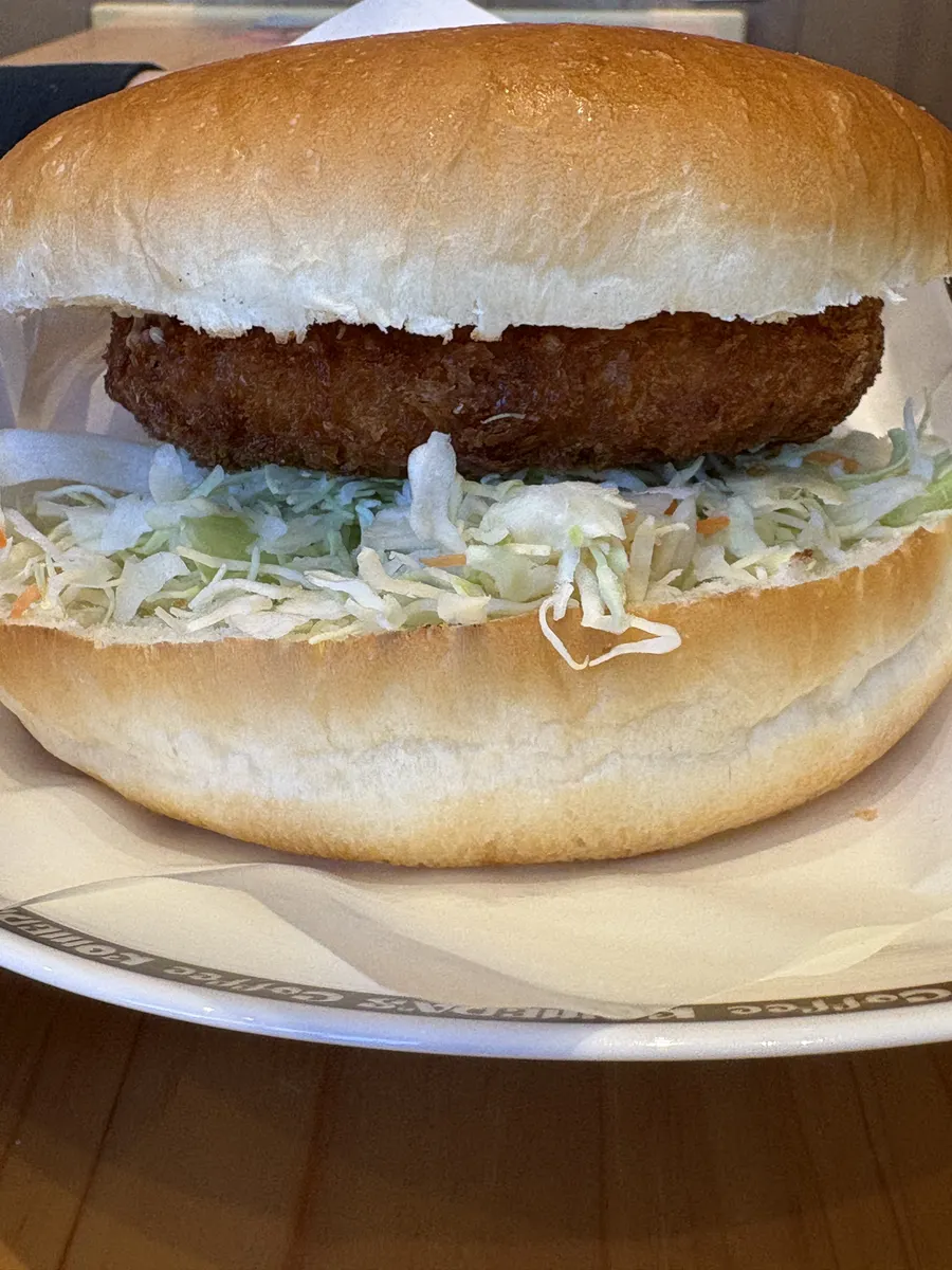 早朝ウォーキングからのぉコメダさん^ ^ | さんかく屋根の下